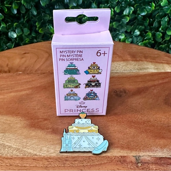 Loungefly | Accessories | Loungefly Disney Princesses Couple Cakes ...